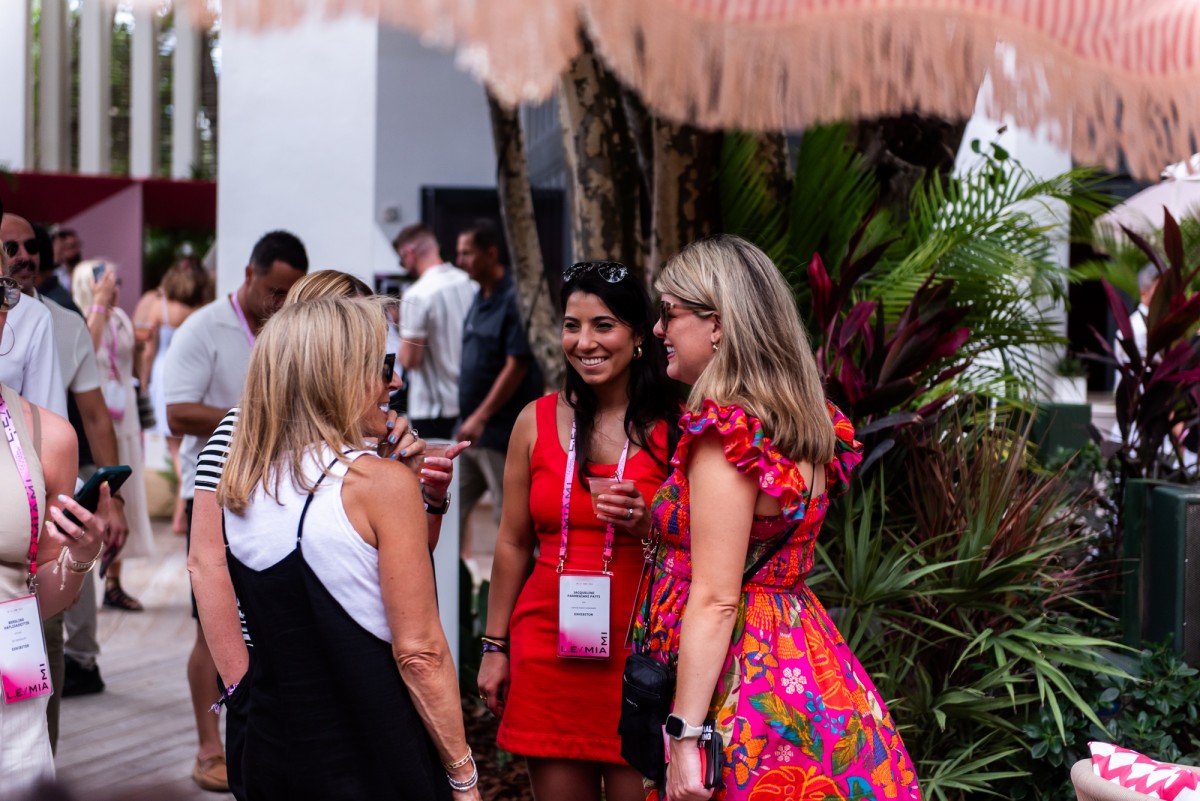 AI Gallery - L.E/Miami